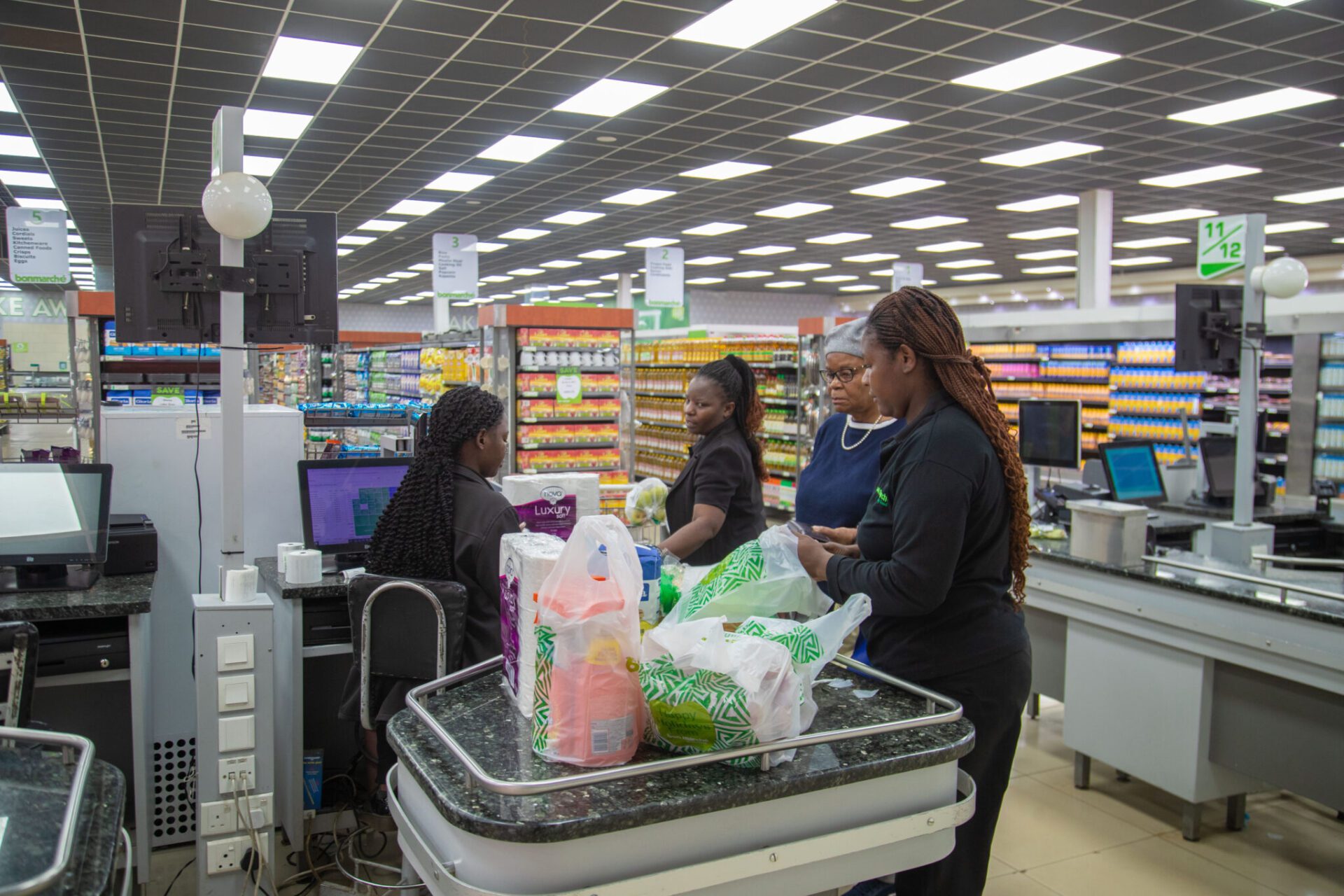 Zimbabwe Inflation Cools Sharply as ZiG Rate Falls to 82.7% and RBZ ...